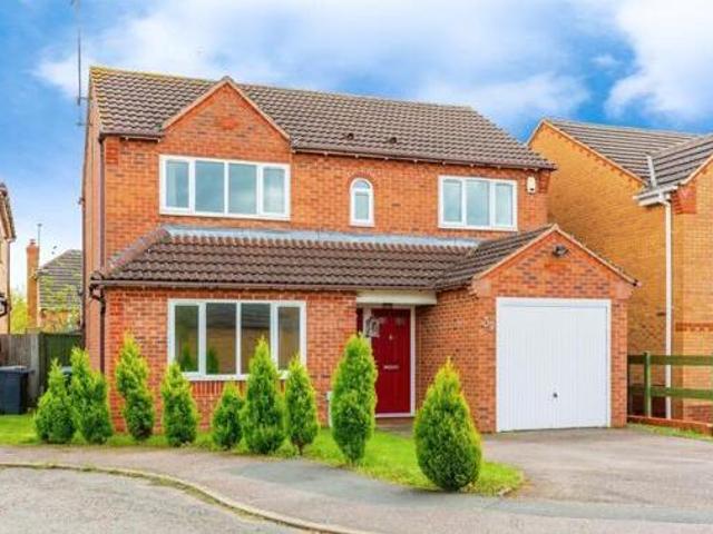4 Bedroom Detached House For Sale In Wootton