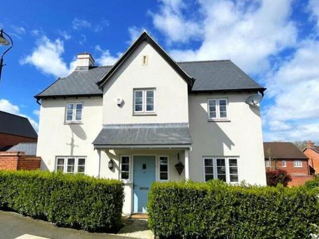 4 Bedroom Detached House For Sale In Wootton, Northampton