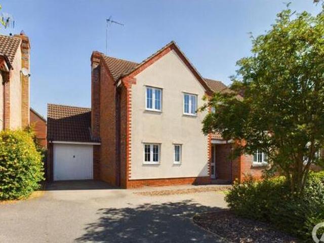 4 Bedroom Detached House For Sale In Wootton, Northampton