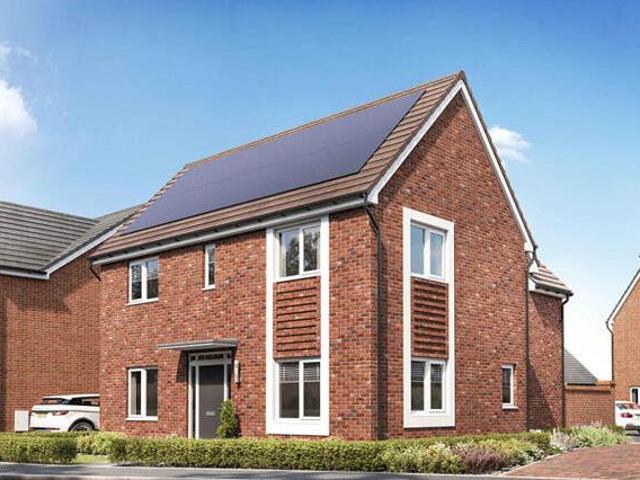 4 Bedroom Detached House For Sale In Worcester
