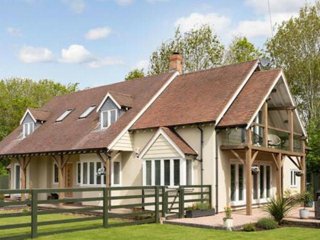 4 Bedroom Detached House For Sale In Worcestershire