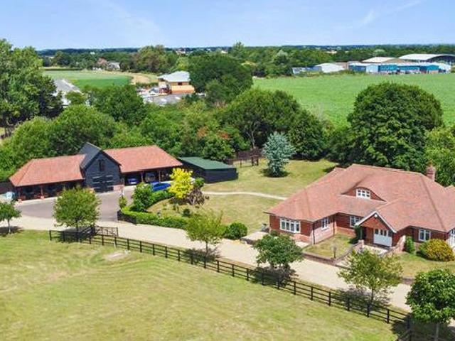 4 bedroom detached house for sale in Wormingford Road Fordham CO6