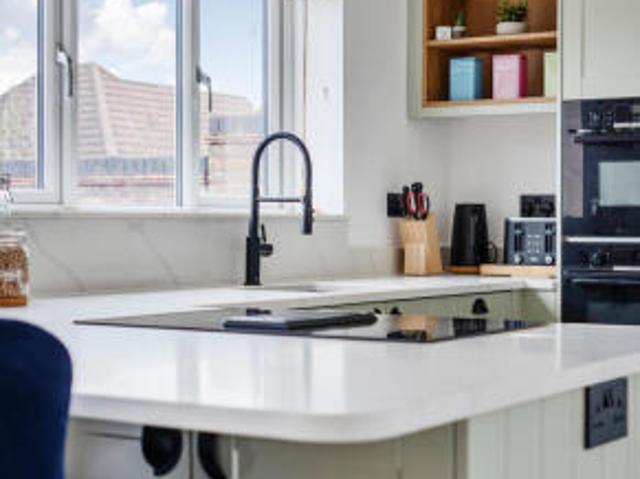 4 bedroom detached house for sale in Waterdown Close, Taw Hill, Swindon, SN25