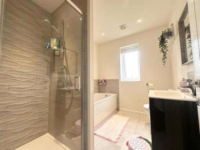 4 bedroom detached house for sale in Watergrove Crescent, Great Sankey, Warrington, WA5