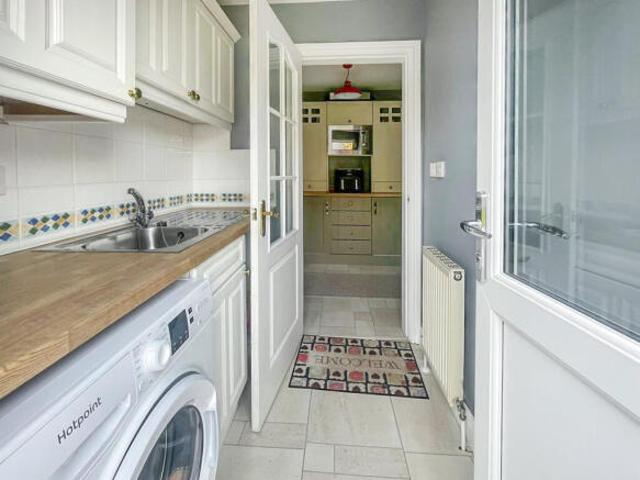 4 bedroom detached house for sale in Watering Meadow, Leeds, LS27