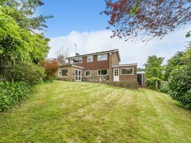 4 Bedroom Detached House For Sale In Wateringbury