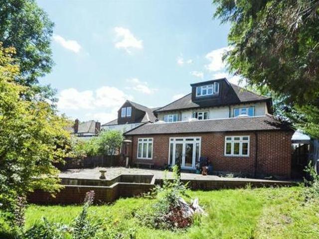 4 Bedroom Detached House For Sale In Watford, Hertfordshire