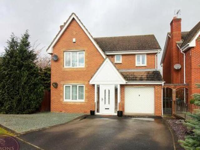 4 Bedroom Detached House For Sale In Watnall, Nottingham