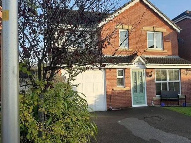 4 bedroom detached house for sale in Wayfarers Drive Tyldesley Manchester M29
