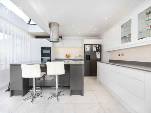 4 bedroom detached house for sale in Wayland Avenue, Brighton, BN1