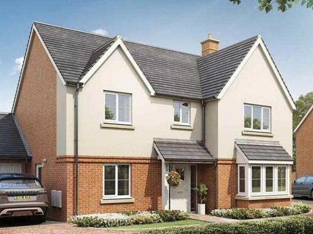 4 Bedroom Detached House For Sale In Walberton