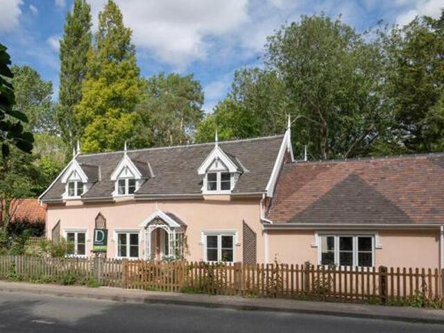 4 Bedroom Detached House For Sale In Walpole