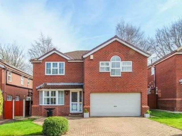 4 Bedroom Detached House For Sale In Walton