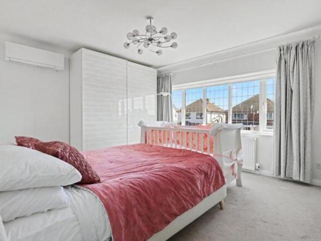 4 bedroom detached house for sale in Wansfell Gardens, Thorpe Bay, SS1