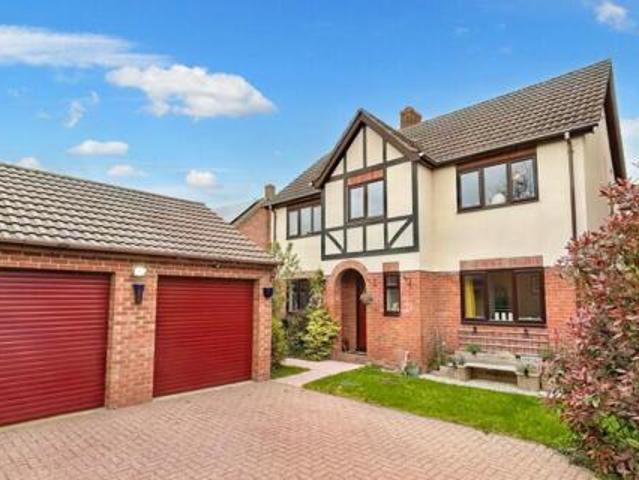 4 Bedroom Detached House For Sale In Warboys
