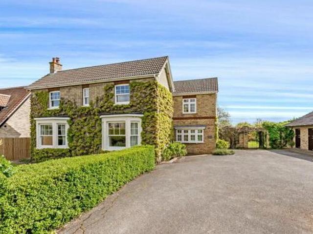 4 Bedroom Detached House For Sale In Warboys, Huntingdon