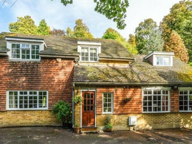 4 Bedroom Detached House For Sale In Warlingham