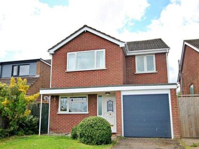 4 Bedroom Detached House For Sale In Warton