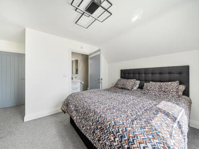 4 bedroom detached house for sale in Wexham Park Lane, Wexham, SL3