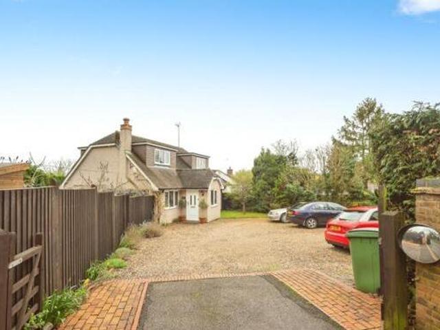 4 Bedroom Detached House For Sale In Weavering
