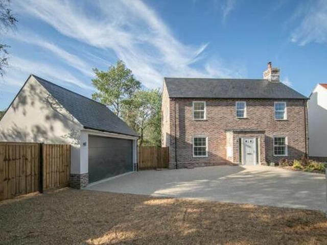 4 Bedroom Detached House For Sale In Weeley Heath, Clacton on sea