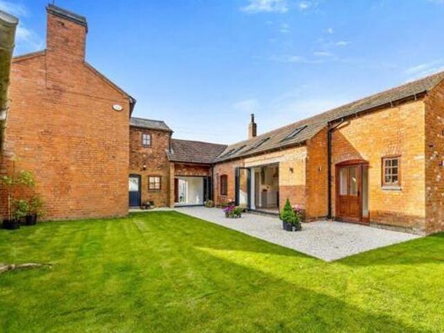 4 Bedroom Detached House For Sale In Welford, Northampton