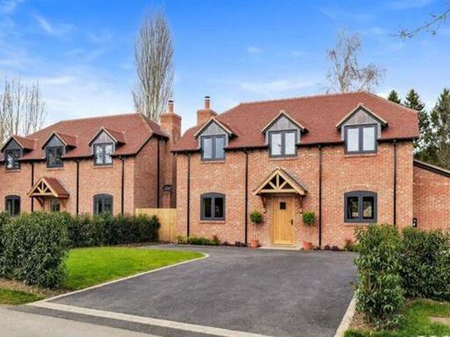 4 Bedroom Detached House For Sale In Welford On Avon