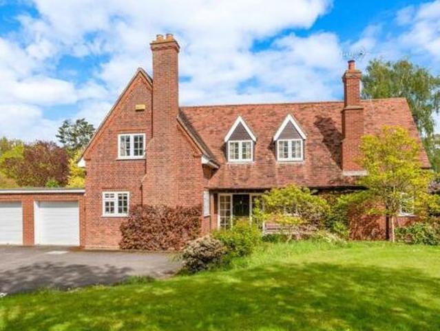 4 Bedroom Detached House For Sale In Welford On Avon