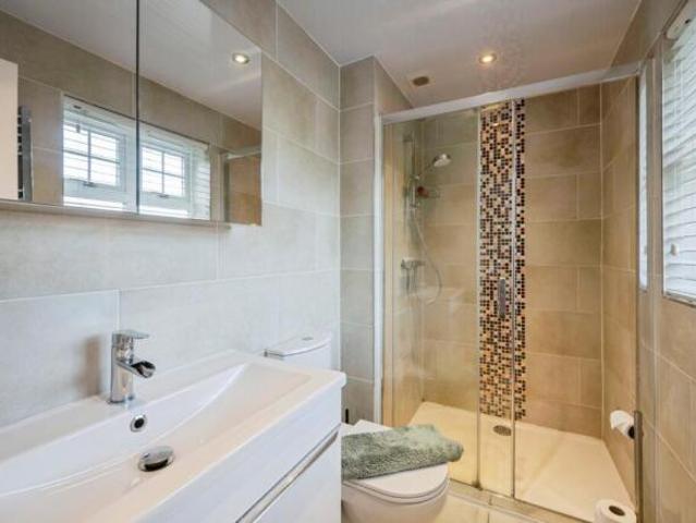 4 bedroom detached house for sale in Wellingley Road, Balby, Doncaster, South Yorkshire, DN4