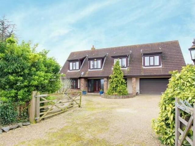 4 Bedroom Detached House For Sale In Welton le marsh