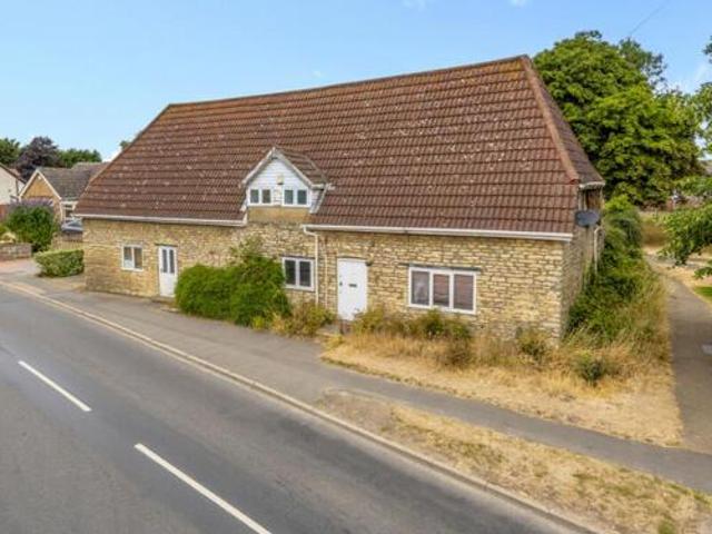 4 Bedroom Detached House For Sale In Welton, Lincolnshire