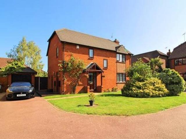 4 bedroom detached house for sale in Wendover Close Rochester ME2