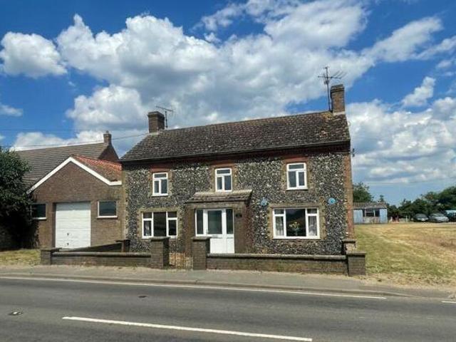 4 Bedroom Detached House For Sale In Wereham, King´s Lynn
