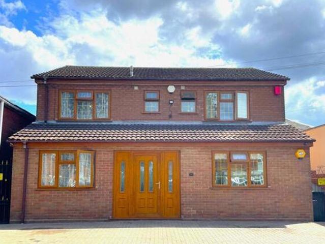 4 Bedroom Detached House For Sale In West Bromwich