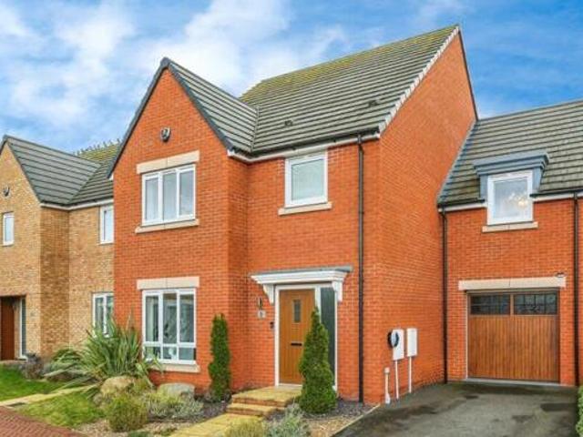 4 Bedroom Detached House For Sale In West Bridgford