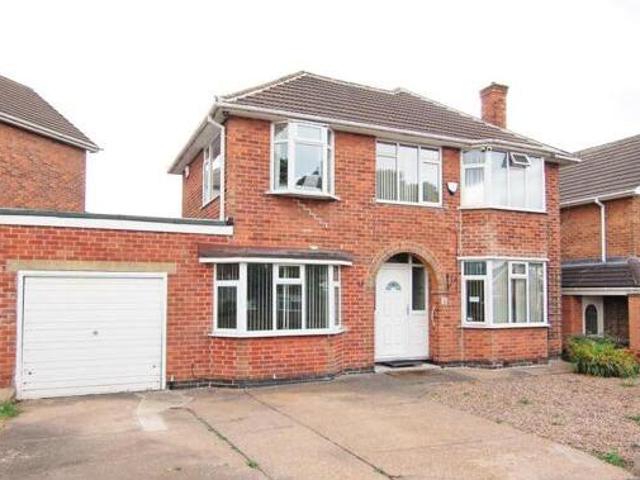 4 Bedroom Detached House For Sale In West Bridgford