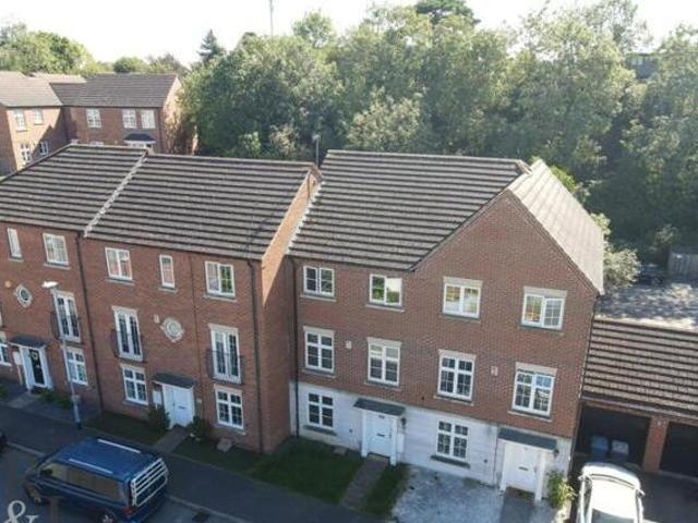 4 Bedroom Detached House For Sale In West Bridgford