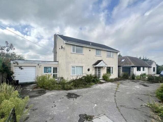 4 Bedroom Detached House For Sale In West Huntspill, Somerset