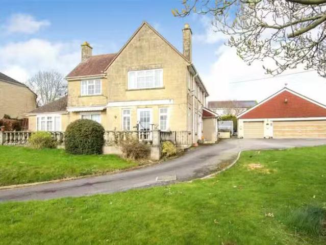 4 bedroom detached house for sale in West Road, Midsomer Norto.