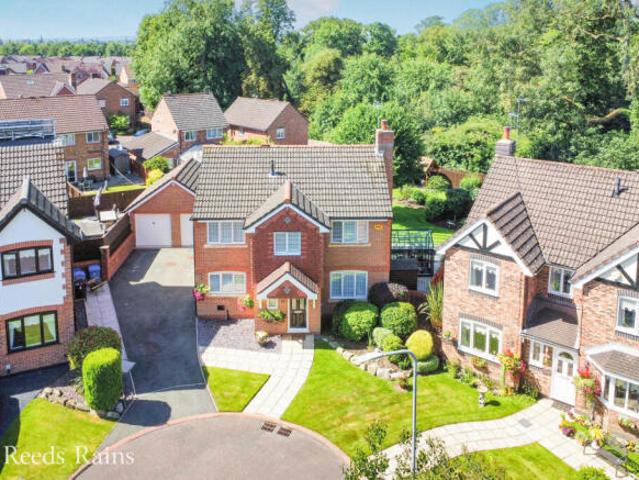4 bedroom detached house for sale in Westminster Grove, Prescot, Merseyside, L34