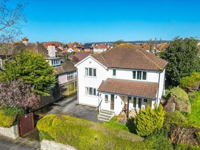 4 Bedroom Detached House For Sale In Weston super mare, Somerset