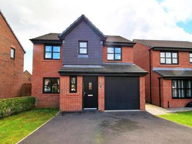 4 Bedroom Detached House For Sale In Westhoughton, Bolton