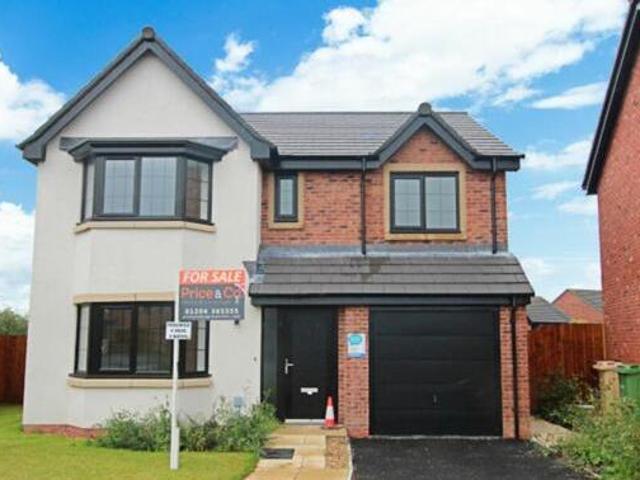 4 Bedroom Detached House For Sale In Westhoughton