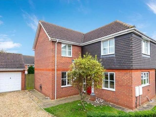 4 bedroom detached house for sale in Westside Road Cranwell Village Sleaford Lincolnshire NG34