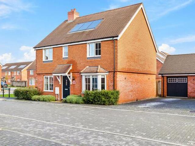 4 Bedroom Detached House For Sale In Westvale Park