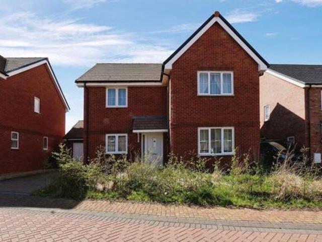 4 Bedroom Detached House For Sale In Whaddon