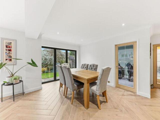 4 bedroom detached house for sale in Wharfe Close, Adel, LS16 8JE, LS16