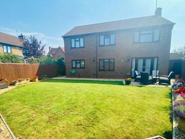 4 bedroom detached house for sale in Whattoff Way Baston PE6 PE6