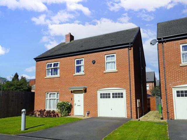 4 Bedroom Detached House For Sale In Whetstone, Leicester