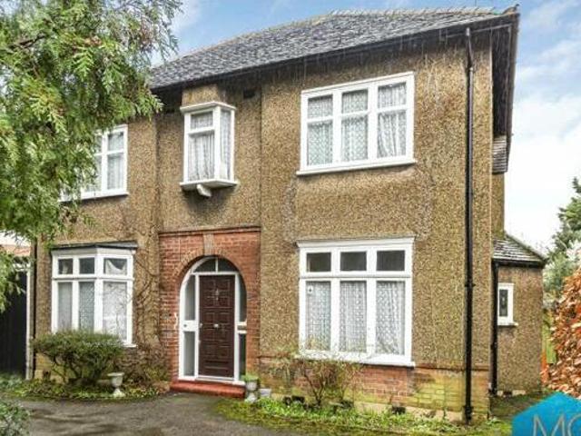 4 Bedroom Detached House For Sale In Whetstone, London